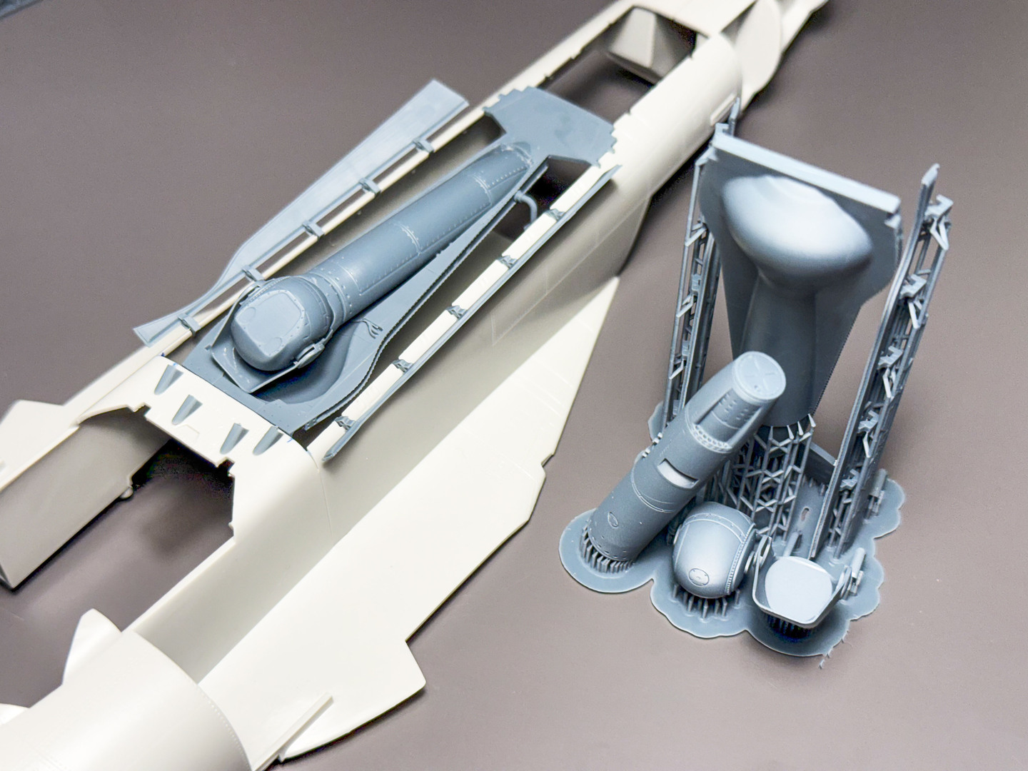 CMP48001 - 1/48 Pave Tack for F-111F - Caracal Models - ARC Discussion ...